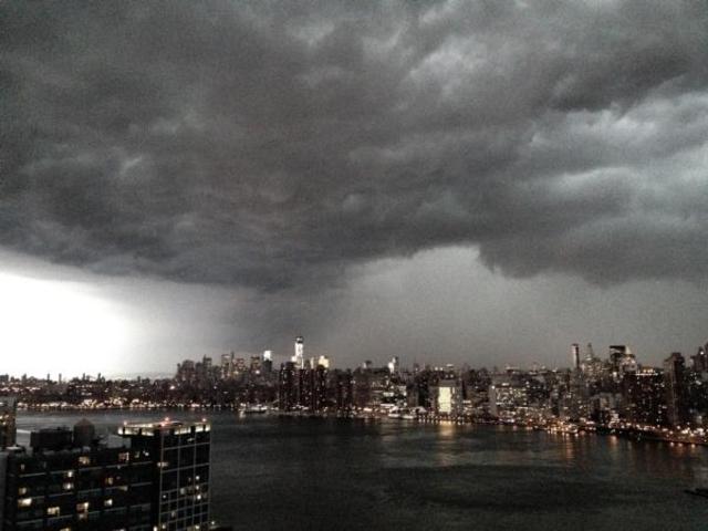 Photos of the Derecho Storm Hitting New York City - A Great Big City